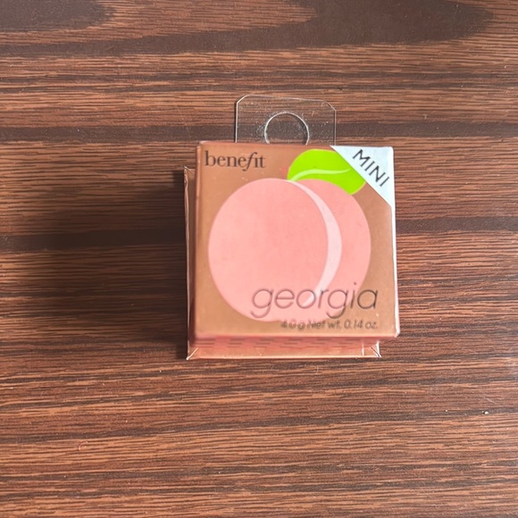 Benefit | Makeup | New Benefit Mini Georgia Mini Peach Blush | Poshmark